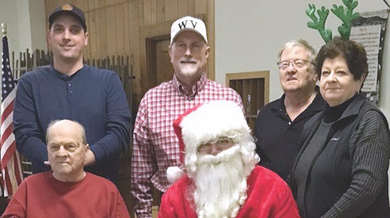 Elks Lodge Hosts Christmas Party | News, Sports, Jobs - The Intermountain
